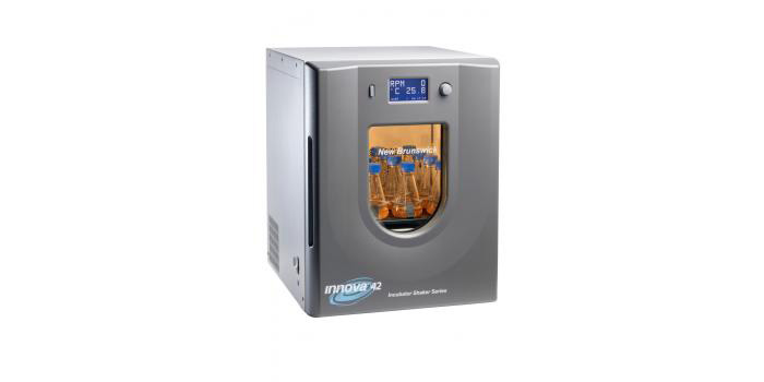 บริษัท สิทธิพรแอสโซซิเอส จำกัด : ๖ู้บ่มเชื้อแบบเขย่า New Brunswick ...