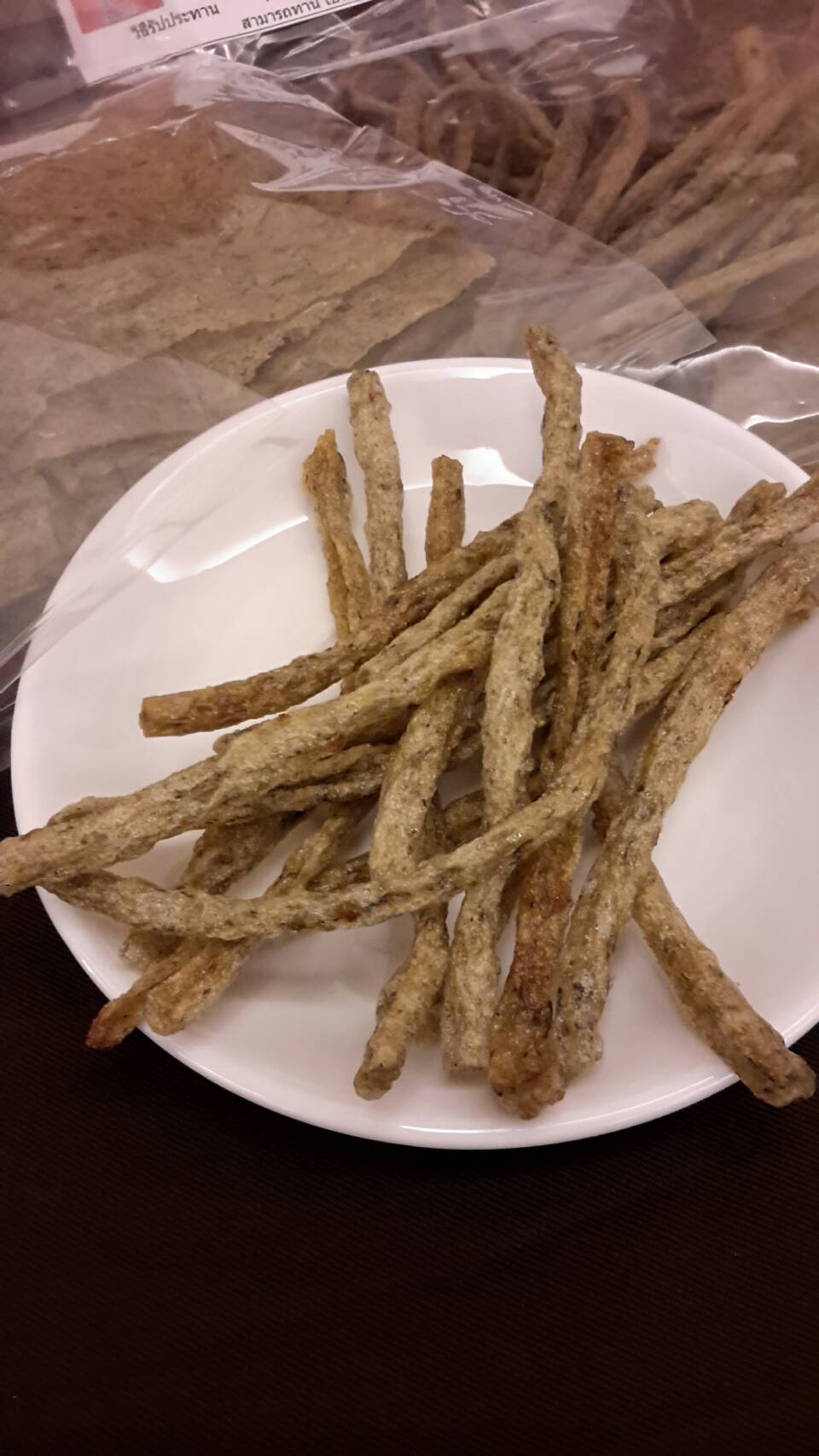 PRODUCT ปลาสลิดเส้นอบกรอบ : แม่อำนวย ปลาสลิด บางบ่อ | MAEUMNOY PLASALID ...