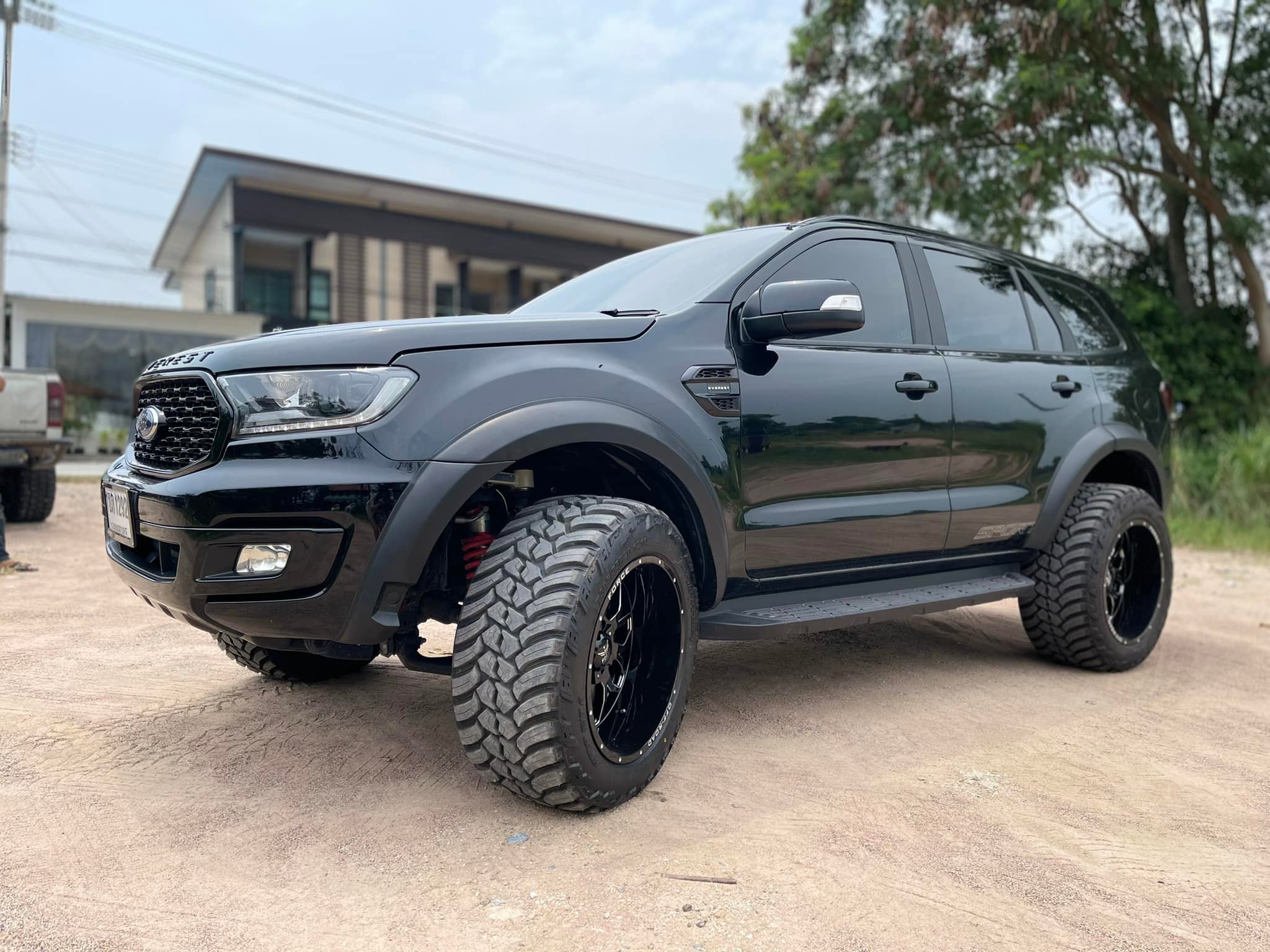 PRODUCT Ford Everest AMERICAN OFFLOAD ออฟโรดเมกา : Wolf American ...