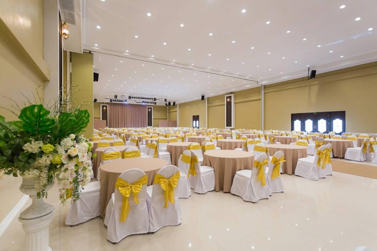 PRODUCT ศูนย์ประชุมเดอะวายและศูนย์แสดงสินค้าจังหวัดกาญจนบุรี : หอประชุม ...